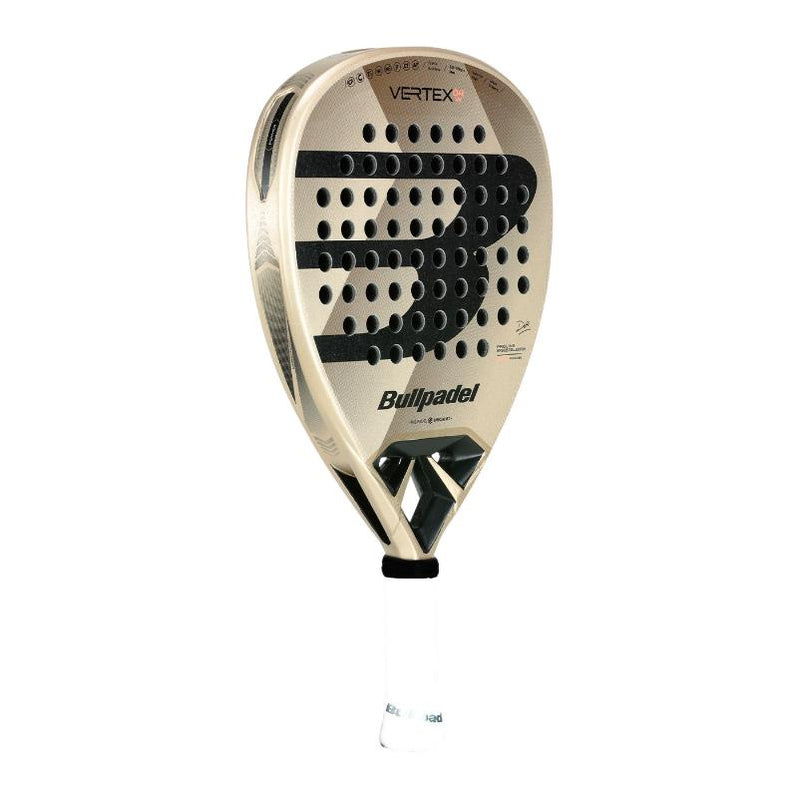 BULLPADEL VERTEX 04 W - 2025 | For Ultimate Precision and Power — PadeLMQ